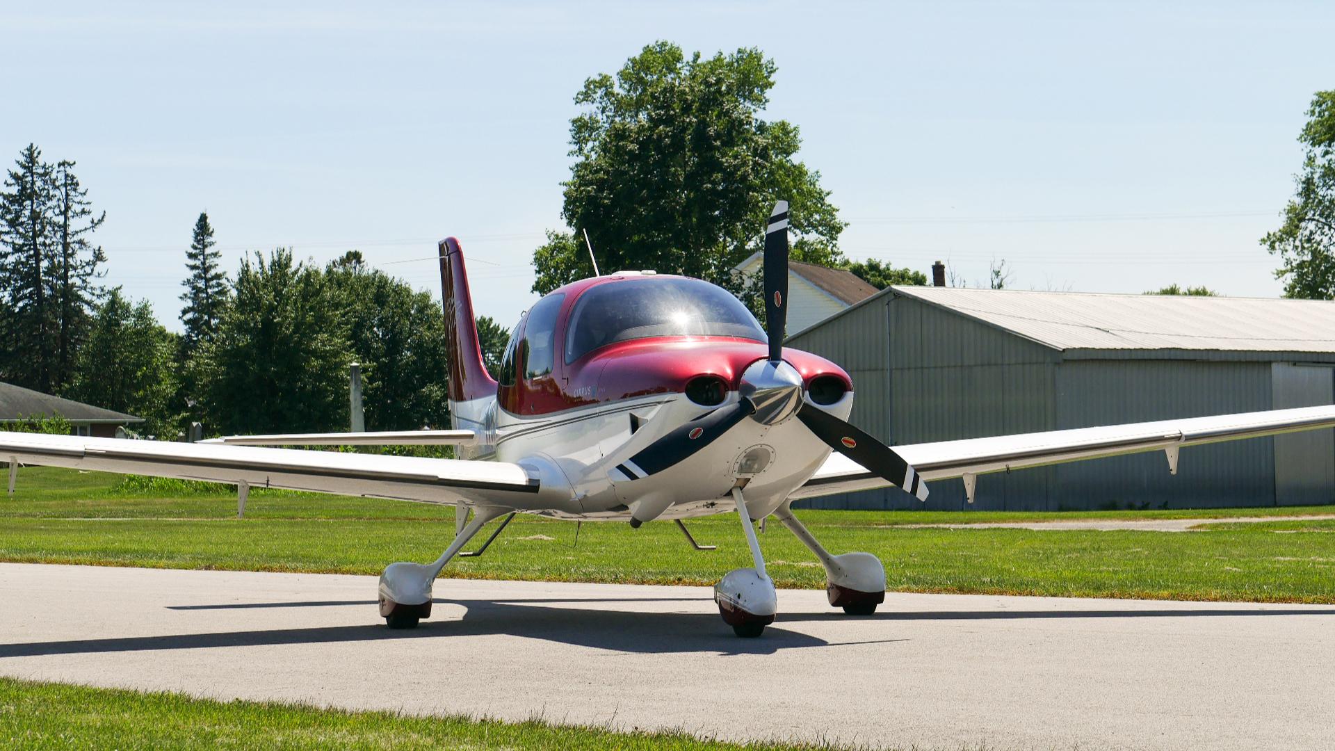 2008 Cirrus SR22 GTS G3 Perspective| Steel Aviation